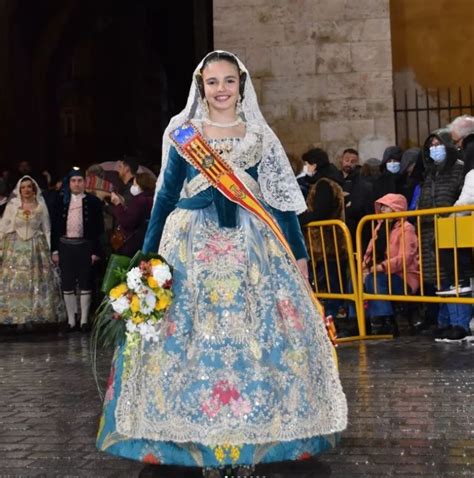 La historia del traje que llevó la fallera mayor infantil 2023 en su