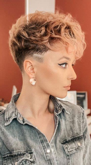 Best Pixie Haircuts Hairstyles For Any Hair Type Curly Light