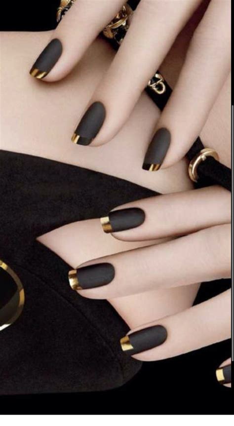 Ongles striés causes traitement conseils Le Mag Beauté