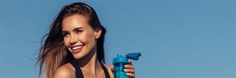 Female Daily Editorial Ini Alasan Kamu Perlu Rajin Minum Air Untuk