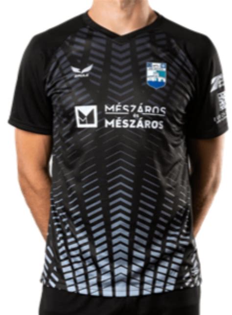 NK Osijek 2023 24 GK Kit