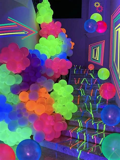 Pin Em Neon