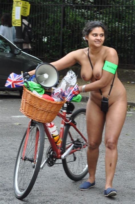 Meenal Jain Indian Lady Godiva Public Naked Bicycle Ride Hd Pics