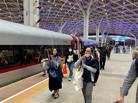 Kereta Whoosh Tercatat Sudah Layani Empat Juta Penumpang