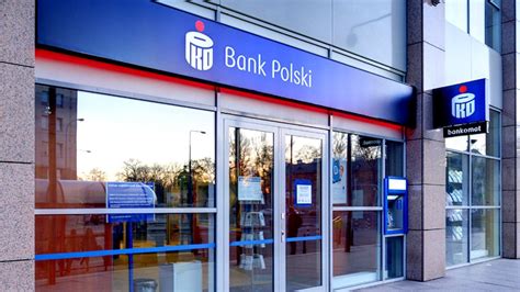 Awaria PKO Bank Polski Klienci zgłaszają problemy z serwisem