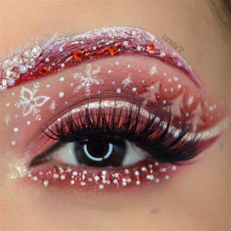 30 Awesome And Dreamlike Makeups For Christmas Koees Blog Christmas