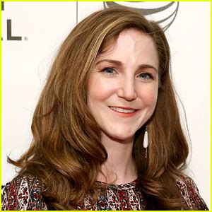 Greys Anatomys Sarah Utterback Reprising Role As Nurse Olivia