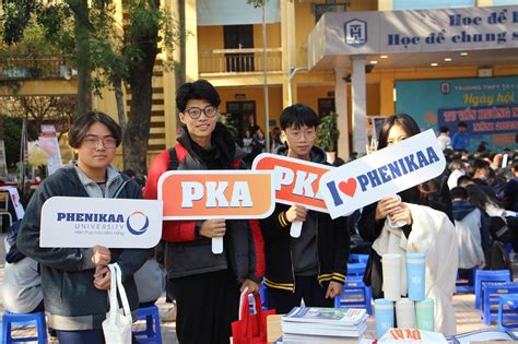 Trường Đại học Phenikaa tư vấn tuyển sinh và hướng nghiệp tại trường