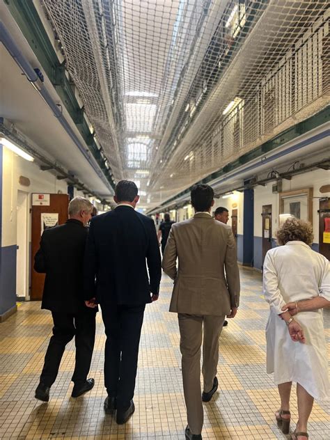 Visite De La Prison De Fresnes Raphael Schellenberger