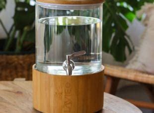 Fontaine à eau en verre Le choix moderne pour une eau pure