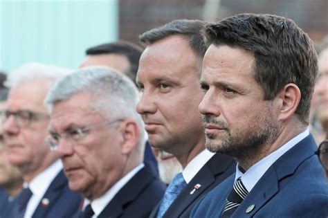 Andrzej Duda kontra Rafał Trzaskowski Najnowszy sondaż prezydencki