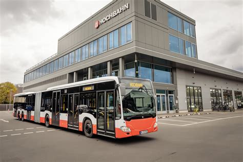 Mercedes Benz CapaCity L Riesen Stadtbusse für Hamburg Hamburger