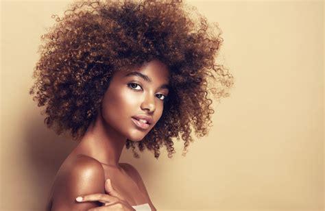 Quel Maquillage De Mariage Pour Une Peau Noire Touslesmariages