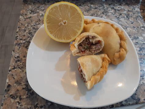 EMPANADAS DE CARNE FRITAS CON MASA CASERA PLATOS ARGENTINOS