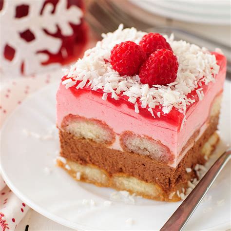 Recette Gâteau aux framboises et boudoirs sans cuisson facile rapide
