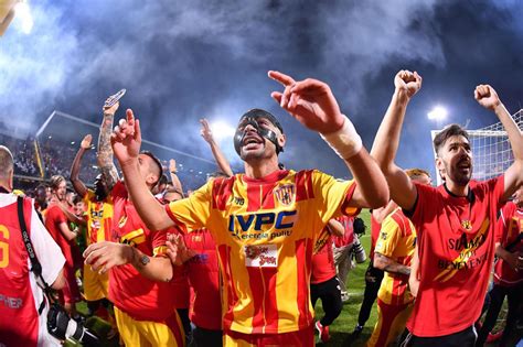 Benevento In Festa Storica Serie A Foto Sportmediaset