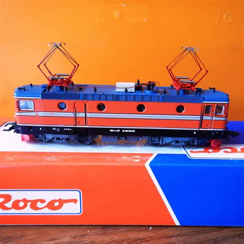 Se produkter som liknar Lok Roco nr 63571 SJ Rc5 138 på Tradera