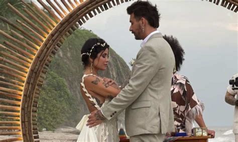 A la orilla del mar y con tremenda fiesta Así fue el boda de Martina