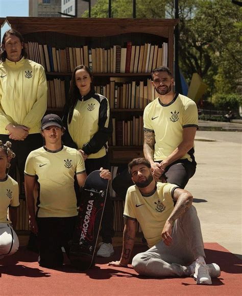 Pin De Sport Club Corinthians Paulist Em S C C P Sccp Papel De
