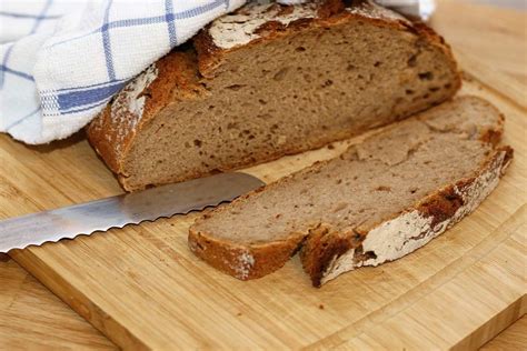 Bauernbrot Backen Nach Omas Rezept Bauernbrot Backen Brot Backen