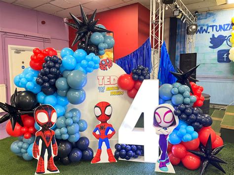 Friends Birthday Cake Spiderman Birthday Party Th Birthday Party