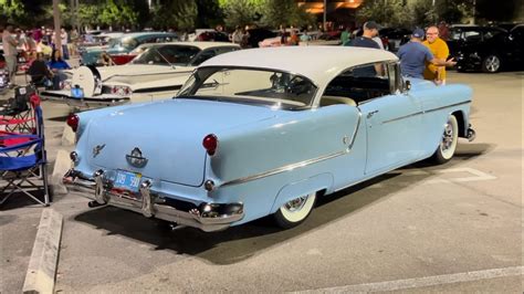 Llevé mi nuevo 1954 Oldsmobile a su primer show de autos clásicos de