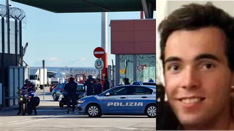 Filippo Turetta E La Sua Prima Notte In Carcere Sorvegliato A Vista