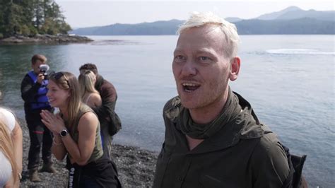 7 Vs Wild Behind The Scenes Folge Zeigt Knossis Reaktion Auf Fritz