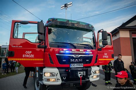 OSP Stróże ma nowy samochód ratowniczo gaśniczy Gmina Grybów