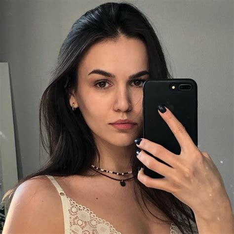 мій перший threads Я їду в Париж ааааа Це що сон Не можу у це