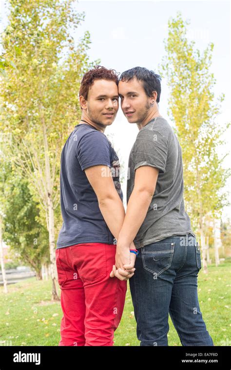 Gay Couples Hi Res Stock Photography And Images Alamy
