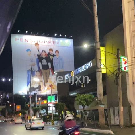 Erni On Twitter Just Passed By Nct Dream X Penshoppe Billboard At
