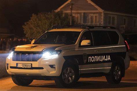 3608920 Policija Ls