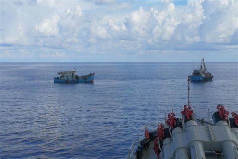 Kronologi TNI AL Tangkap 2 Kapal Vietnam Yang Curi 15 Ton Ikan Di