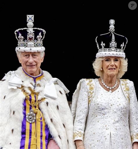 Photo Le Roi Charles III D Angleterre Et Camilla Parker Bowles Reine