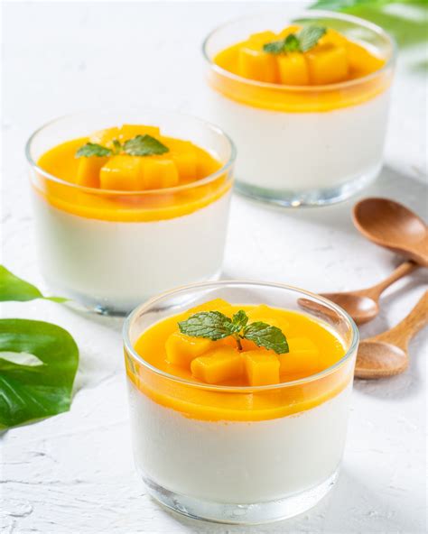 La recette de la panna cotta à la mangue de Mercotte Marie Claire