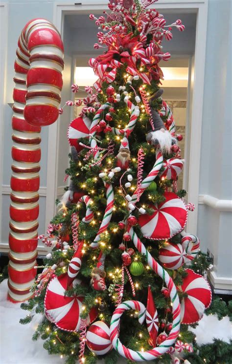 Gingerbread Christmas Decor Ideas Bringing Fairytale Charm To