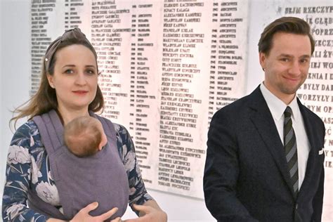 Kim jest żona Krzysztofa Bosaka Karina startowała do Sejmu będąc w