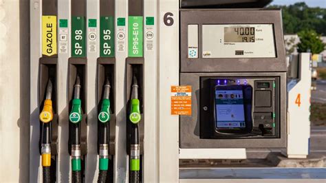 franceinfo on Twitter Prix des carburants les plus aisés ont