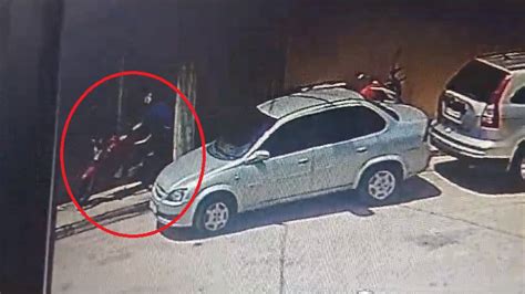 V Deo Moto Furtada Em Plena Luz Do Dia Em Lauro De Freitas