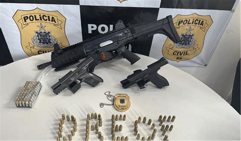 Polícia Civil apreende submetralhadora e pistolas durante diligência