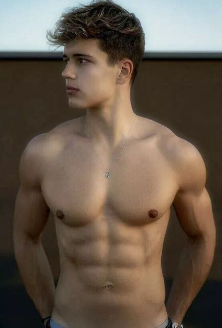 Shirtless Male Muscular Fit Athletic Body Gym Jock Stud Hunk Guy Photo