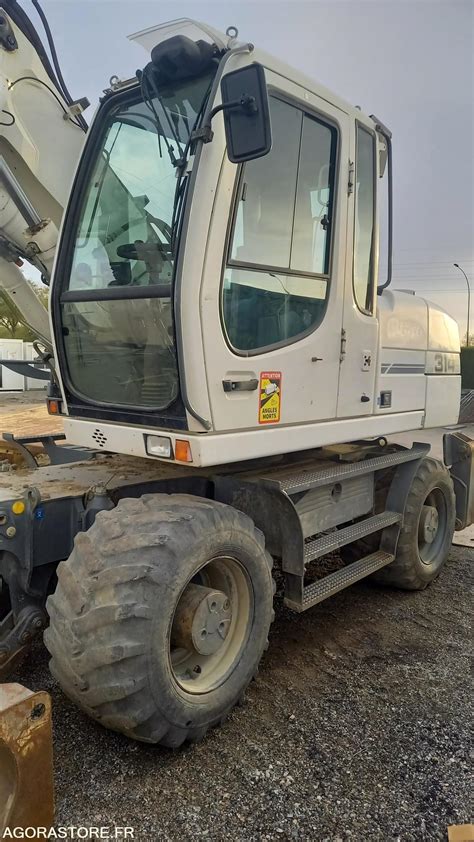 Pelle Sur Pneu Liebherr A Litronic Heures Mh