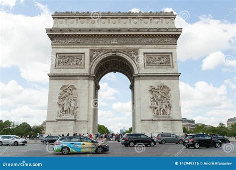 PARIS France 02 June 2018 The Triumphal Arch De L Etoile Arc De