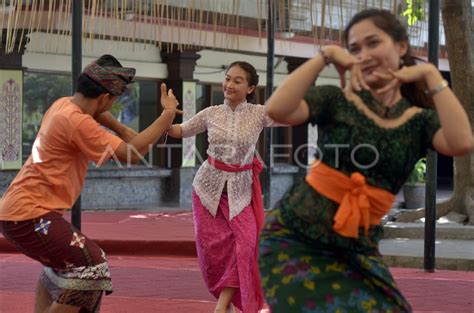 TARI BALI SEBAGAI WARISAN BUDAYA DUNIA ANTARA Foto