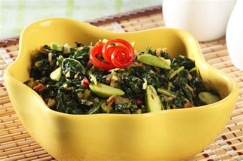 Resep Tumis Daun Pepaya Menu Akhir Bulan Yang Rasanya Kelewat Sedap