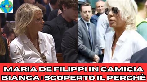 Maria De Filippi Vestita Di Bianco Ai Funerali Di Berlusconi Scoperto