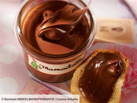 Pâte à tartiner au chocolat et noisettes facile découvrez les