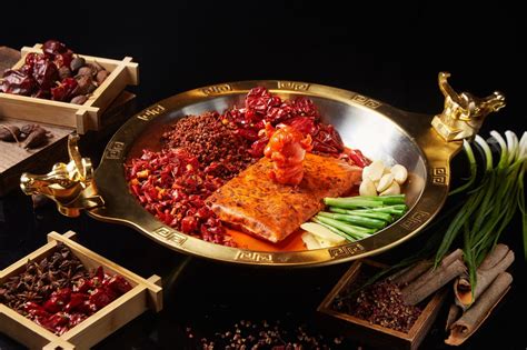 十八料重庆火锅彰显味道功夫 舌尖上的重庆官网