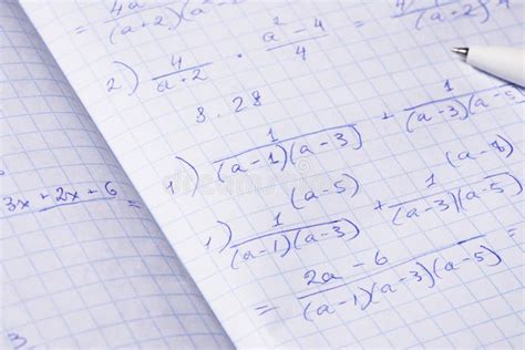 C Lculos Algebraicos En Cuaderno Gr Fico Abierto Con L Piz Blanco